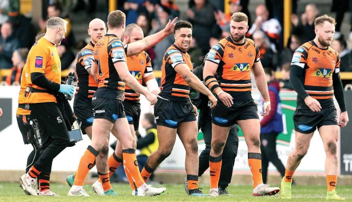 One Final Blast.. | Daily Express - Newspaper - Read this story on ...