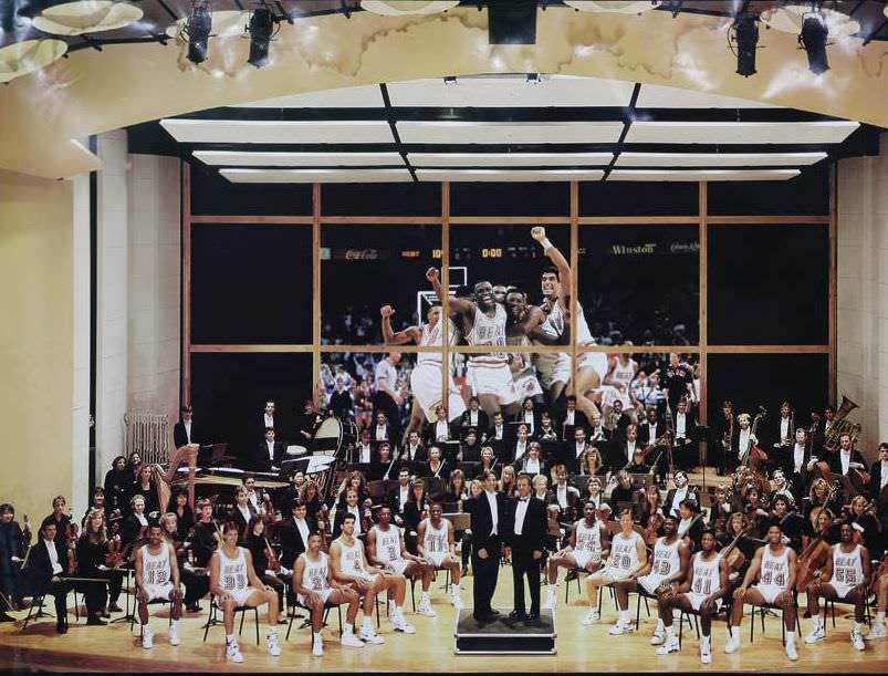 Keeping Tempo | Town & Country - Fashion - Read this story on Magzter.com