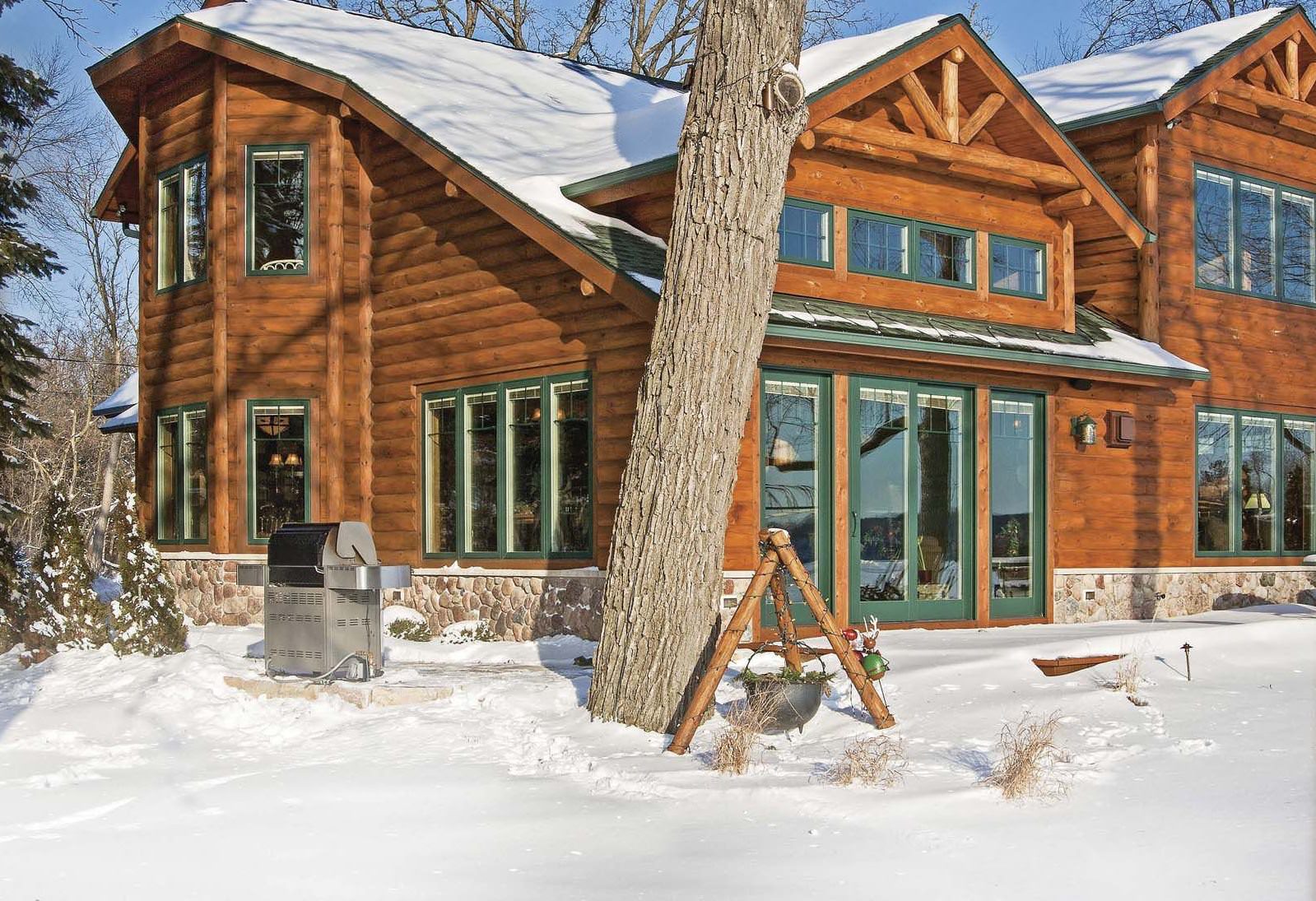 Living the Lake Life | Log Home Living - Home - Read this story on ...