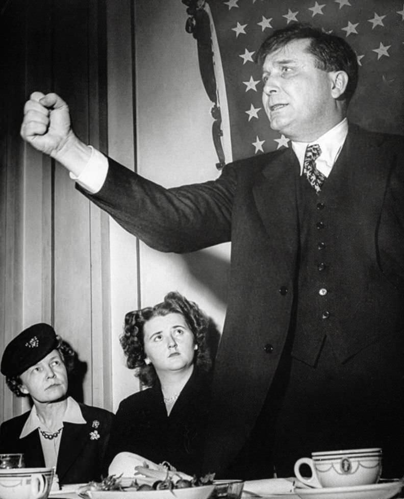 The Electric Man | The New Yorker - Culture - Read this story on ...